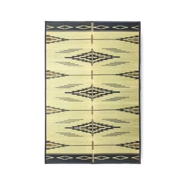 Igusa Rug - designTopping - A Design Studio with Creative thoughts